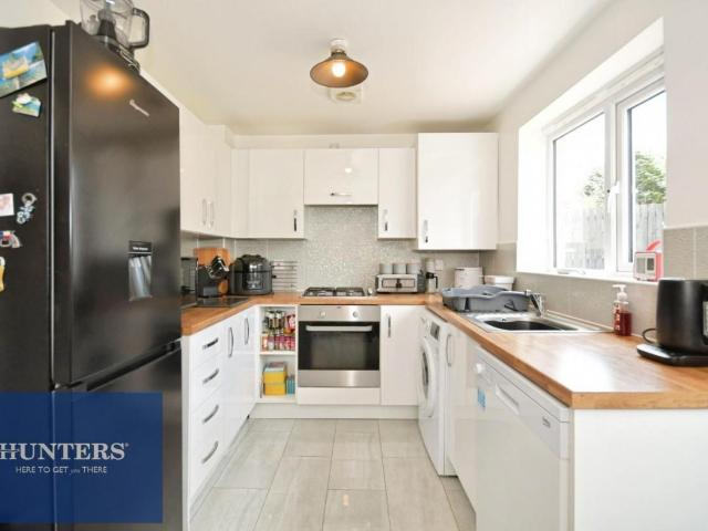 2 bed house for sale