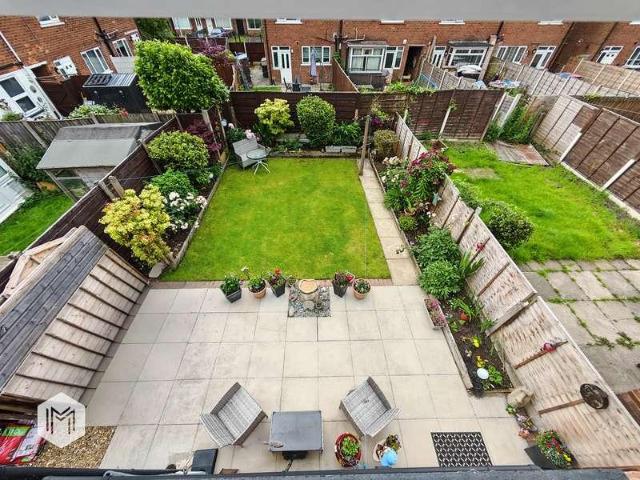 2 bed house for sale