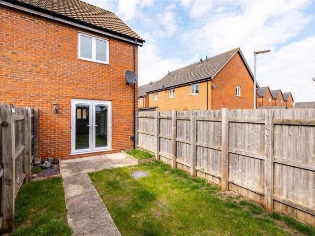 2 bed house for sale