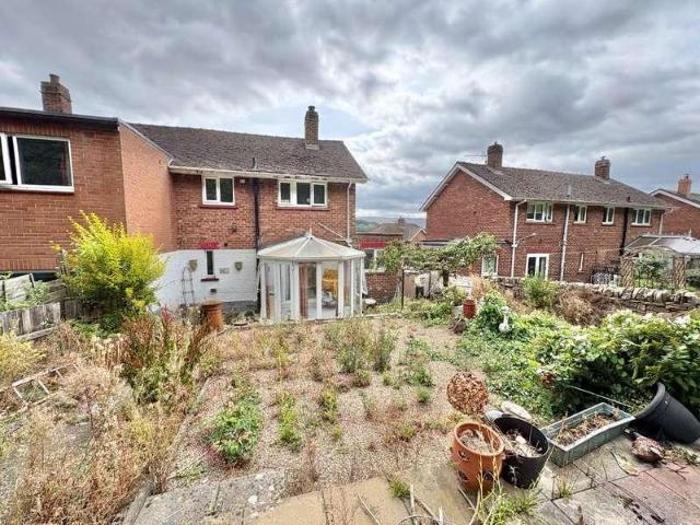 2 bed house for sale