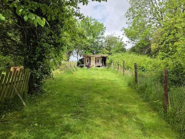 2 bed house for sale