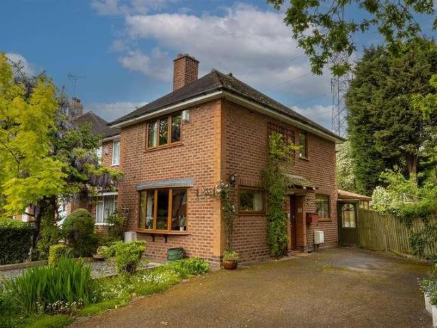 2 bed house for sale
