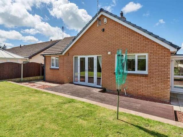 2 bed house for sale
