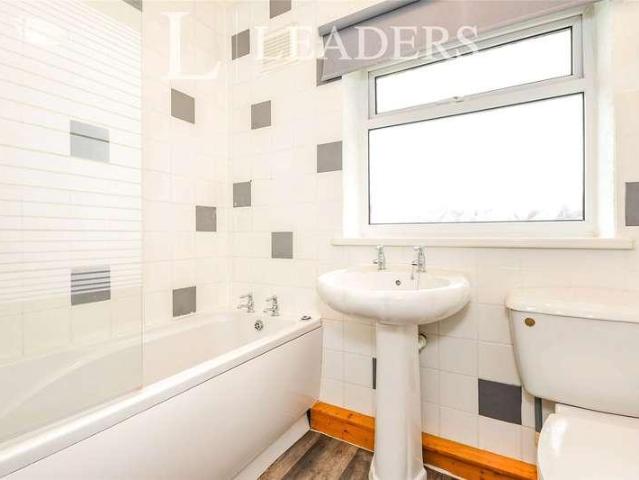 2 bed house for sale