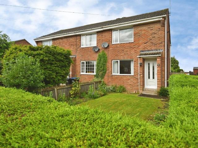 2 bed house for sale