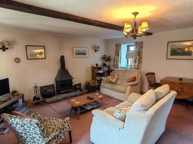 2 bed house for sale