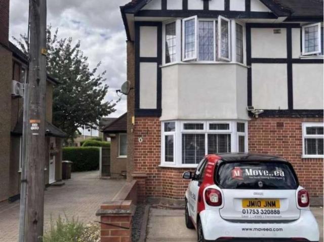2 bed house for sale