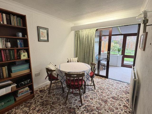 2 bed house for sale
