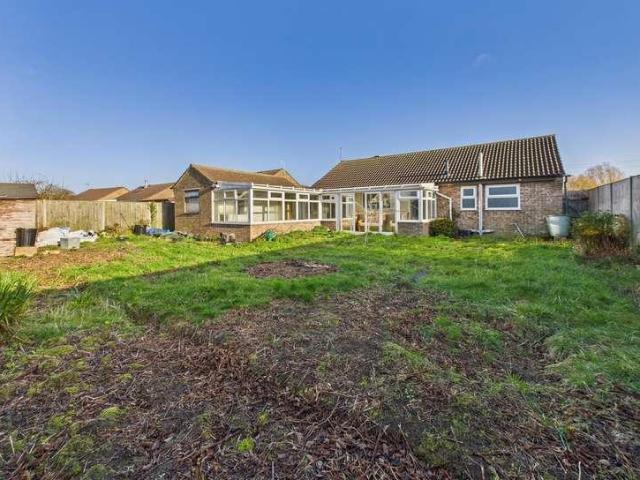 2 bed house for sale