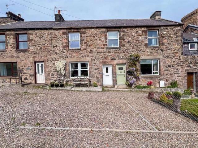 2 bed house for sale