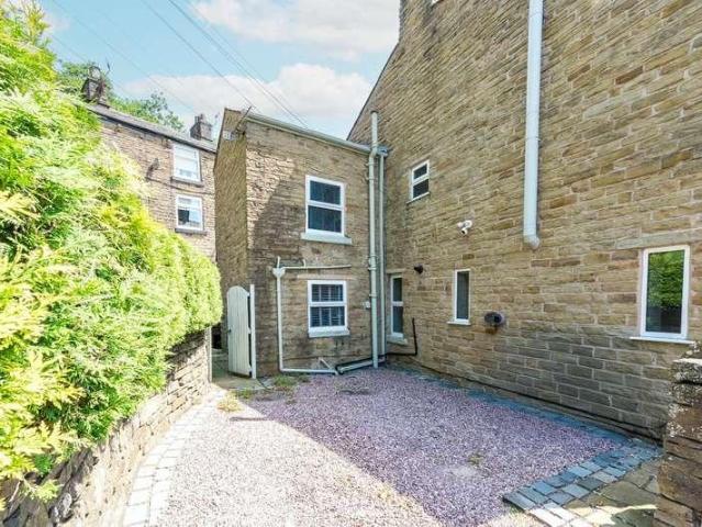 2 bed house for sale