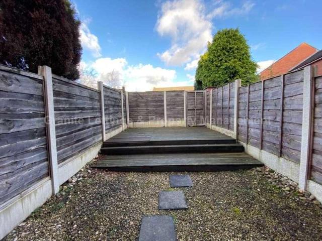 2 bed house for sale