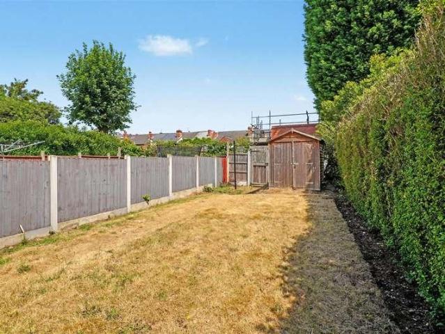 2 bed house for sale
