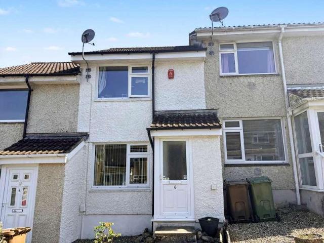 2 bed house for sale
