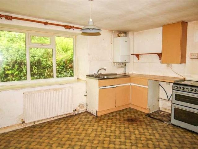 2 bed house for sale