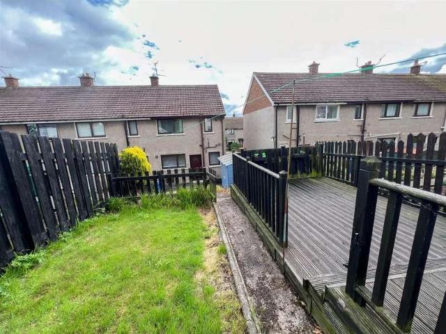2 bed house for sale