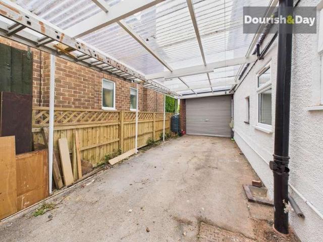 2 bed house for sale