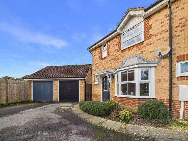 2 bed house for sale