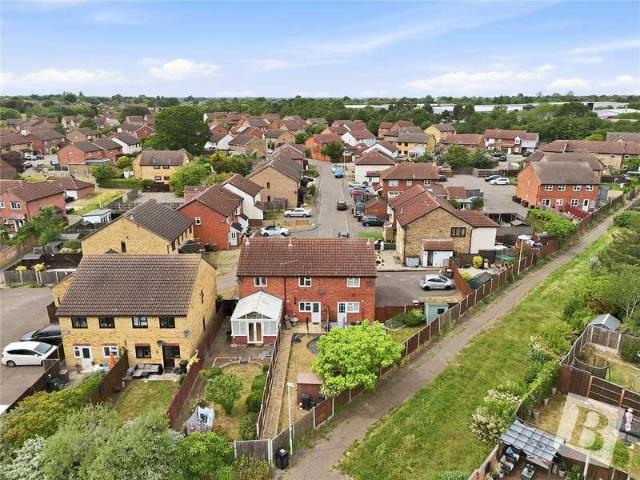 2 bed house for sale