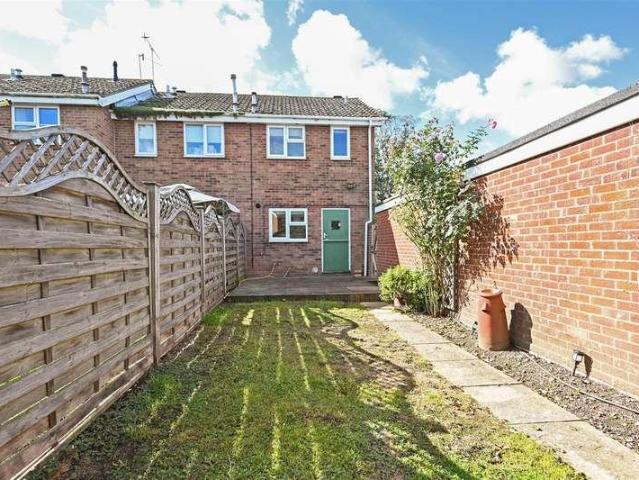 2 bed house for sale