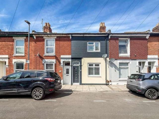 2 bed house for sale