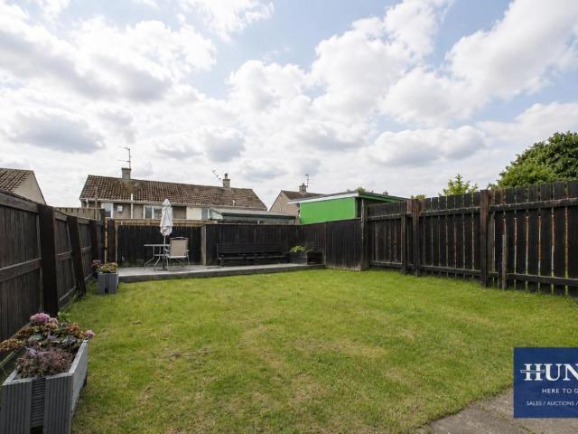 2 bed house for sale