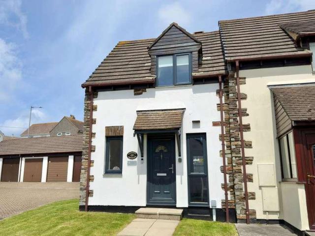 2 bed house for sale