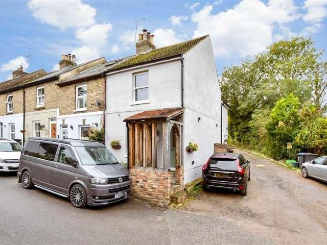 2 bed house for sale