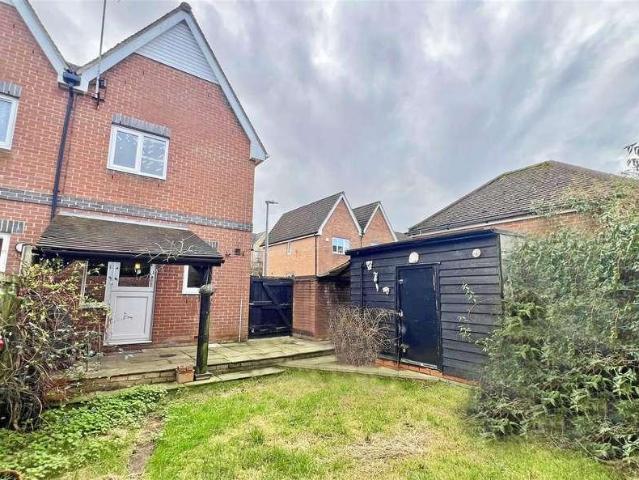 2 bed house for sale