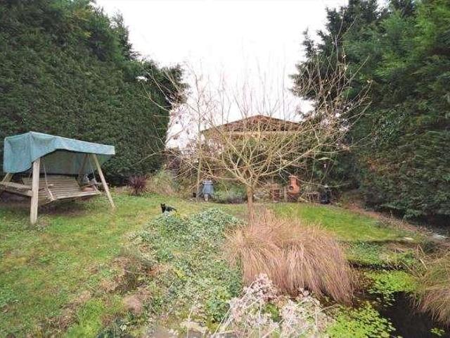 2 bed house for sale
