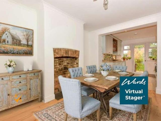 2 bed house for sale