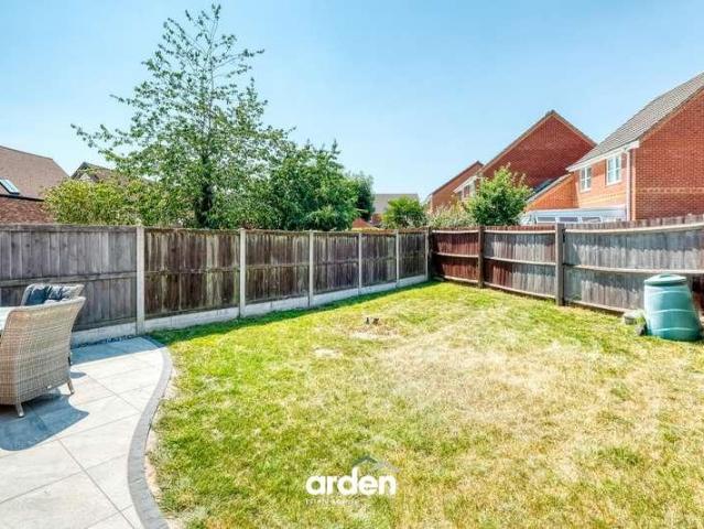 2 bed house for sale