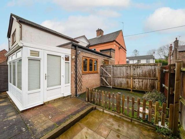 2 bed house for sale