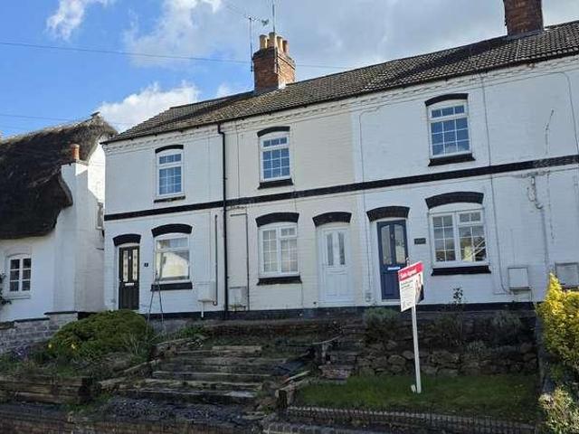 2 bed house for sale