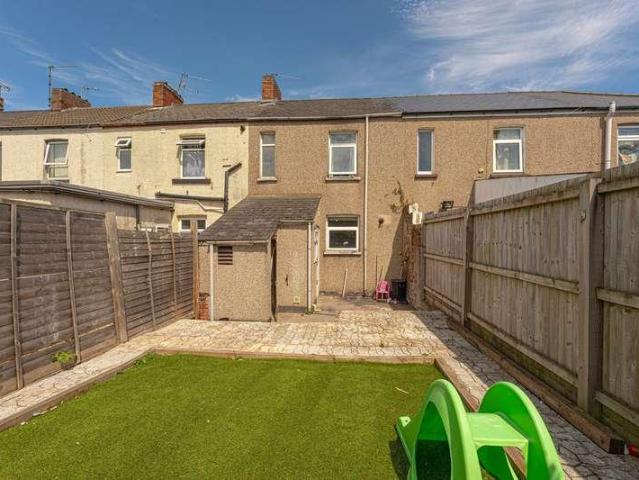 2 bed house for sale