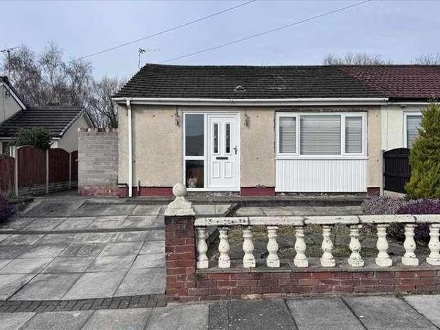 2 bed house for sale
