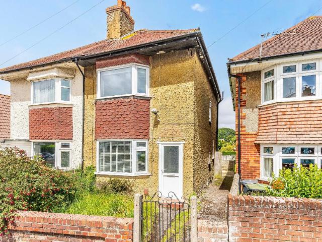 2 bed house for sale