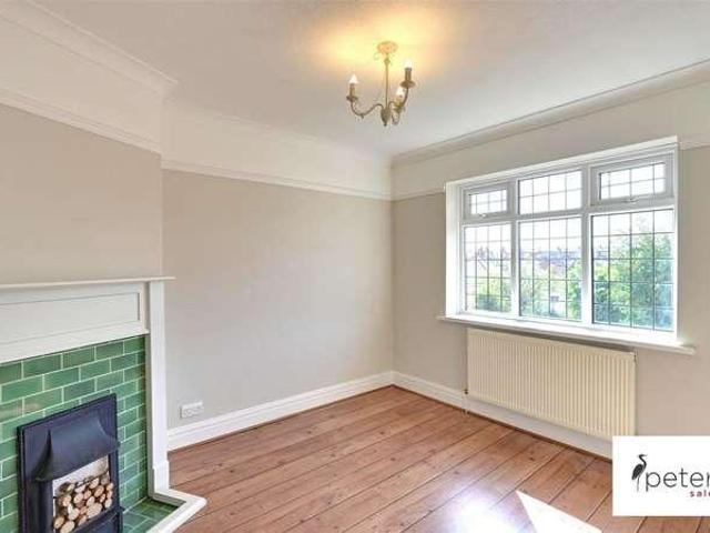 2 bed house for sale