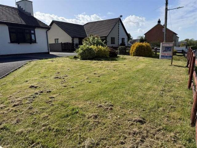 2 bed house for sale