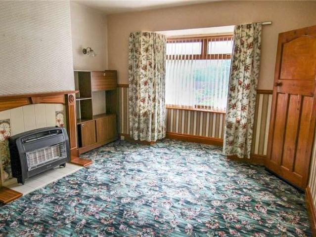 2 bed house for sale