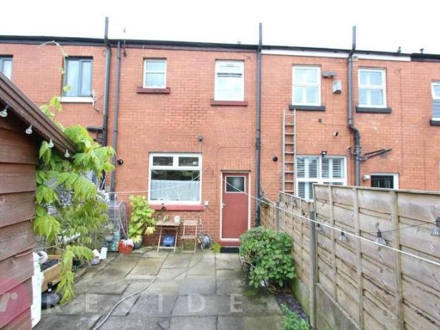 2 bed house for sale