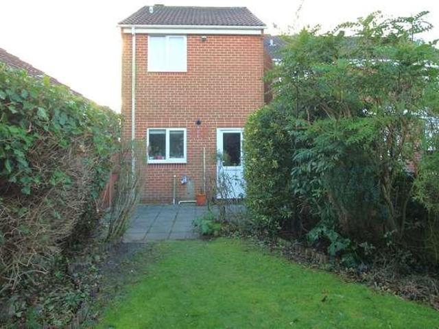2 bed house for sale