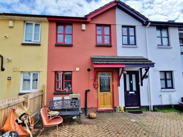 2 bed house for sale