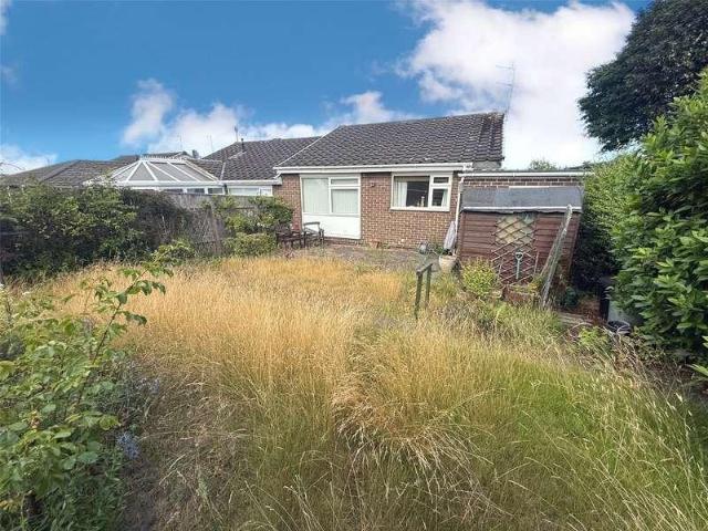 2 bed house for sale