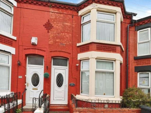2 bed house for sale