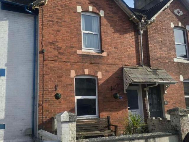2 bed house for sale