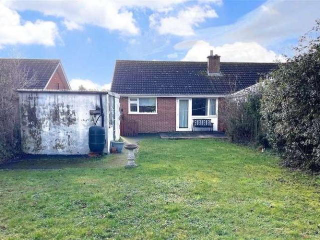 2 bed house for sale