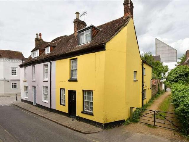 2 bed house for sale