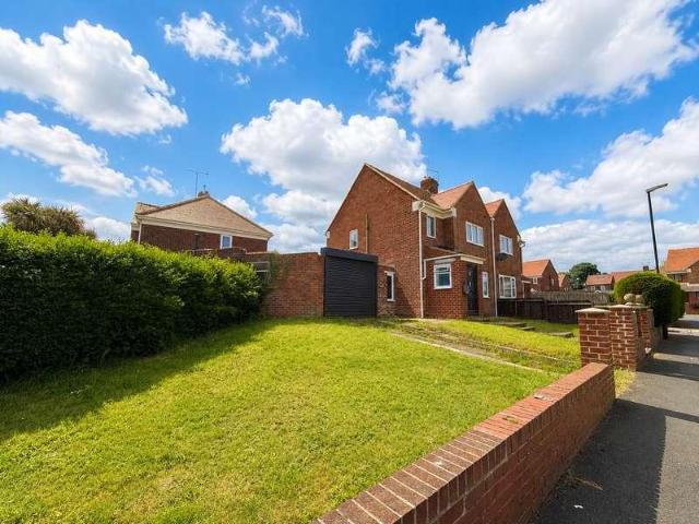 2 bed house for sale