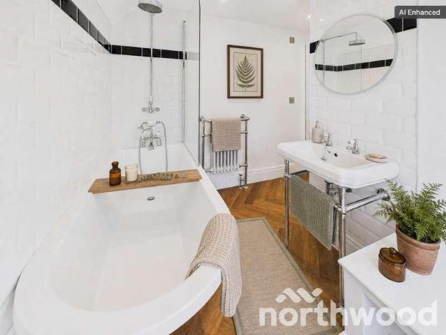 2 bed house for sale